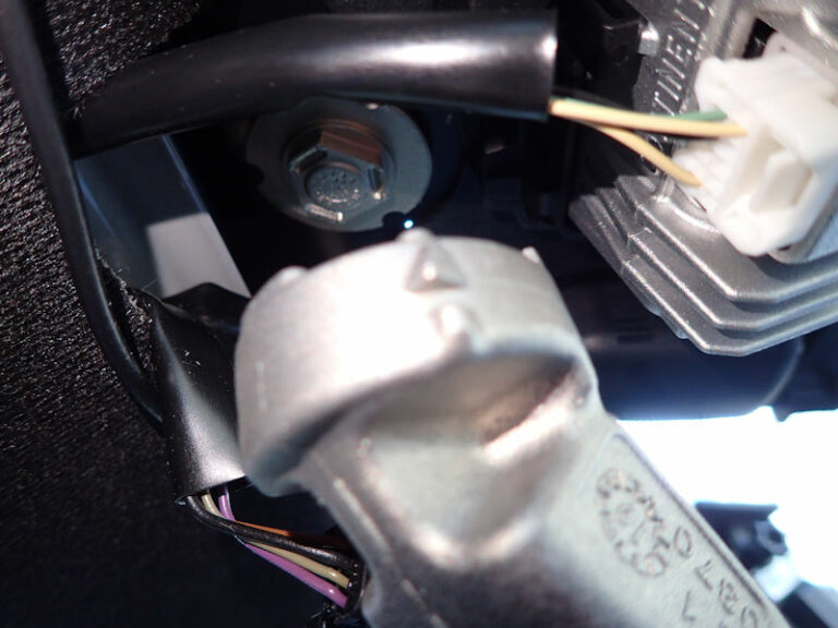 エクリプスにデジタルルームミラー取り付け - dohi-net.com